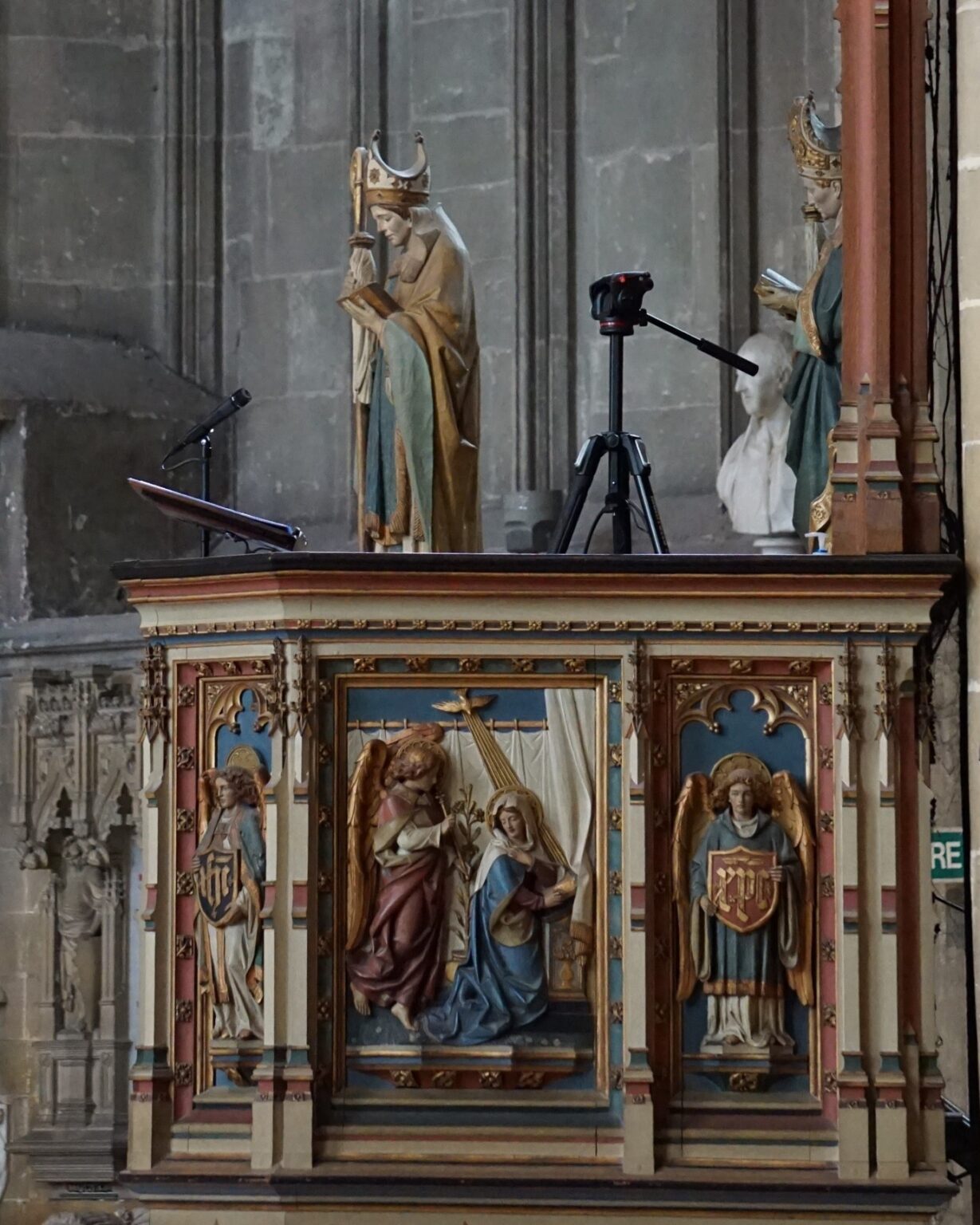 Audio-Visual equipment for churches - The Diocese of Southwark